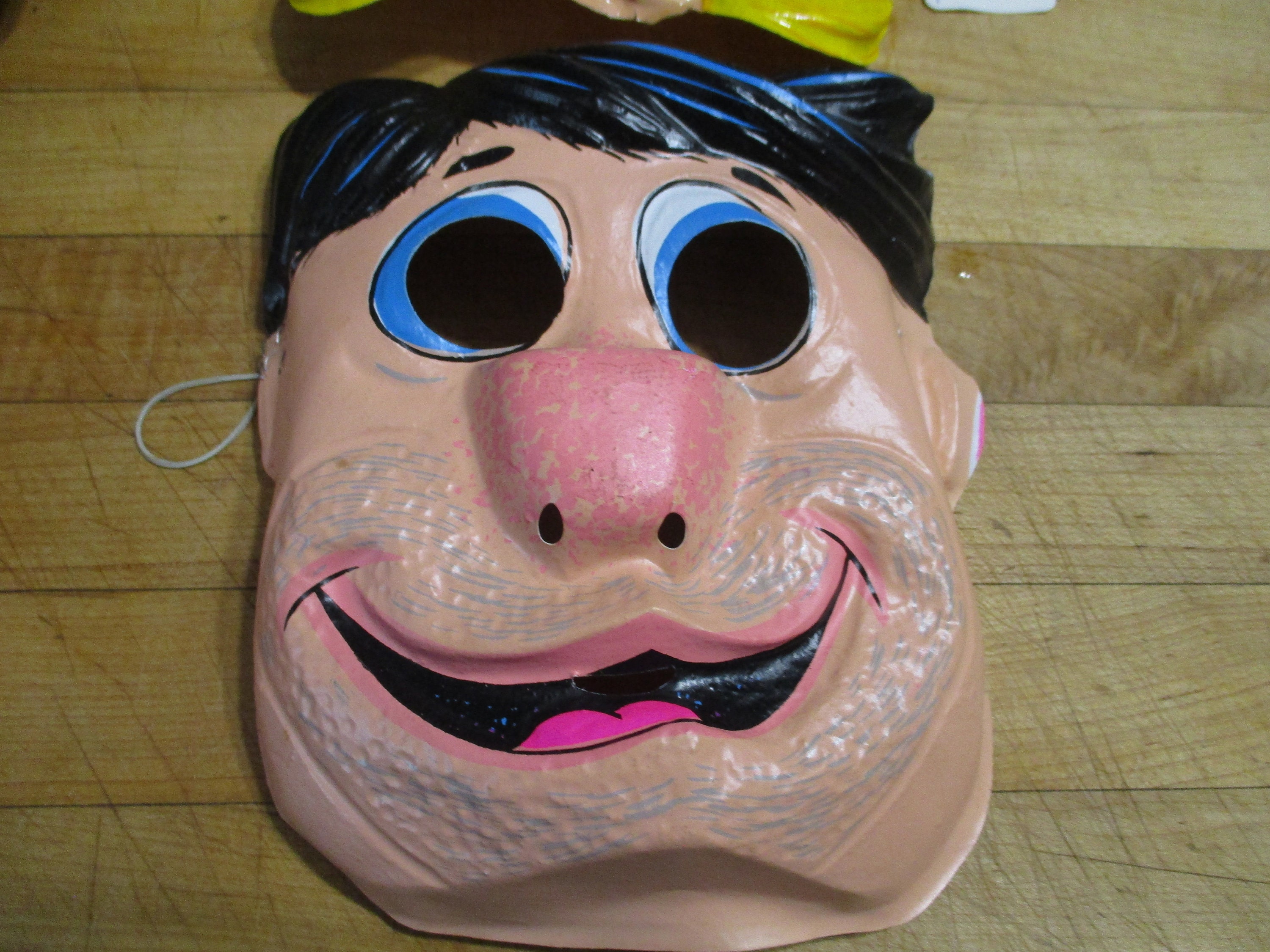 Fred Flintstone Mask