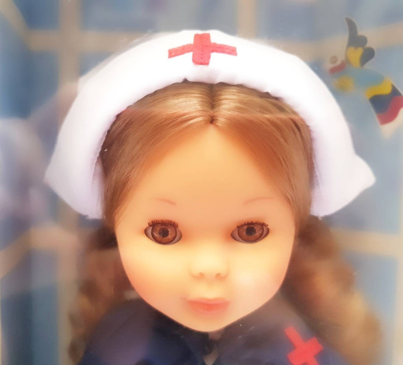 CHARMIMG Nancy Nurse Doll Famosa 2020 Nancy Collection Muñeca Española ...