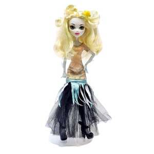 Monster High Dawn of the Dance Lagoona Blue Doll, Rochelle Goyle ...