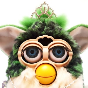 ADOPT ME!! Furby 1998 Turtle Furby Toy Green Fur Blue Eyes Custom Furby ...