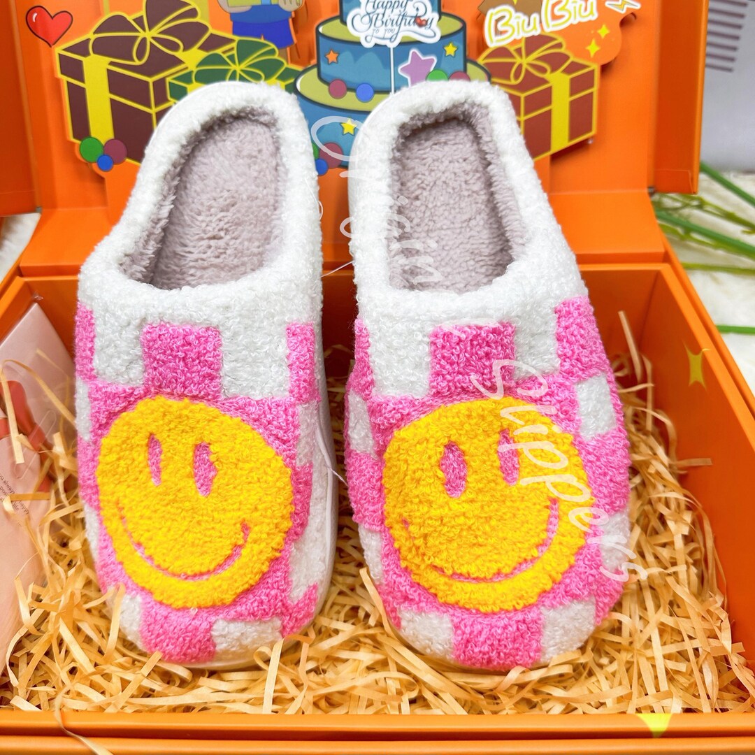Pink Plaid Smiley Face Slippers Christmas Gift Birthday Gift Bedroom ...