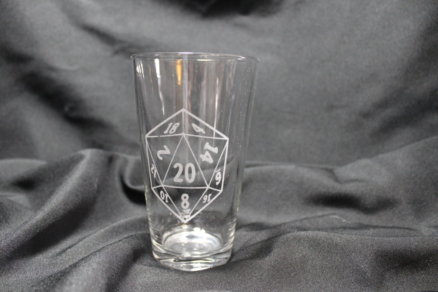 Gamer Glass D20 Inspired Pint Glass - Etsy