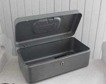 Metal Tackle Box - Etsy