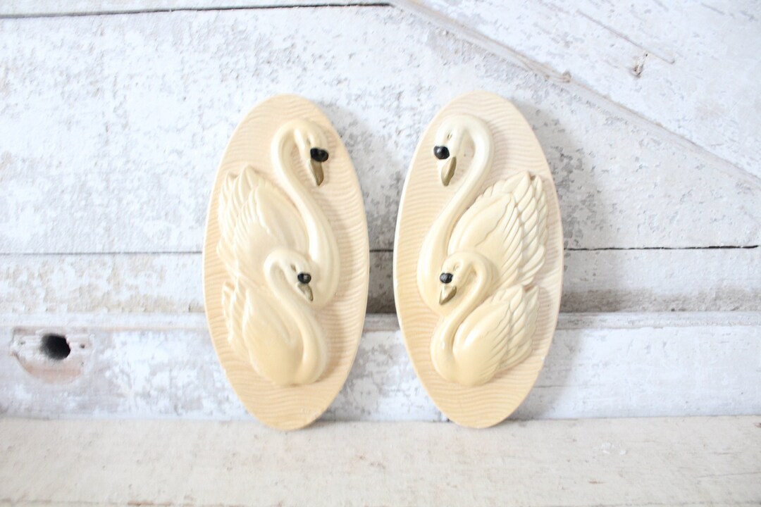 Vintage Mid Century White Miller Studio Chalkware Pair of Swans ...