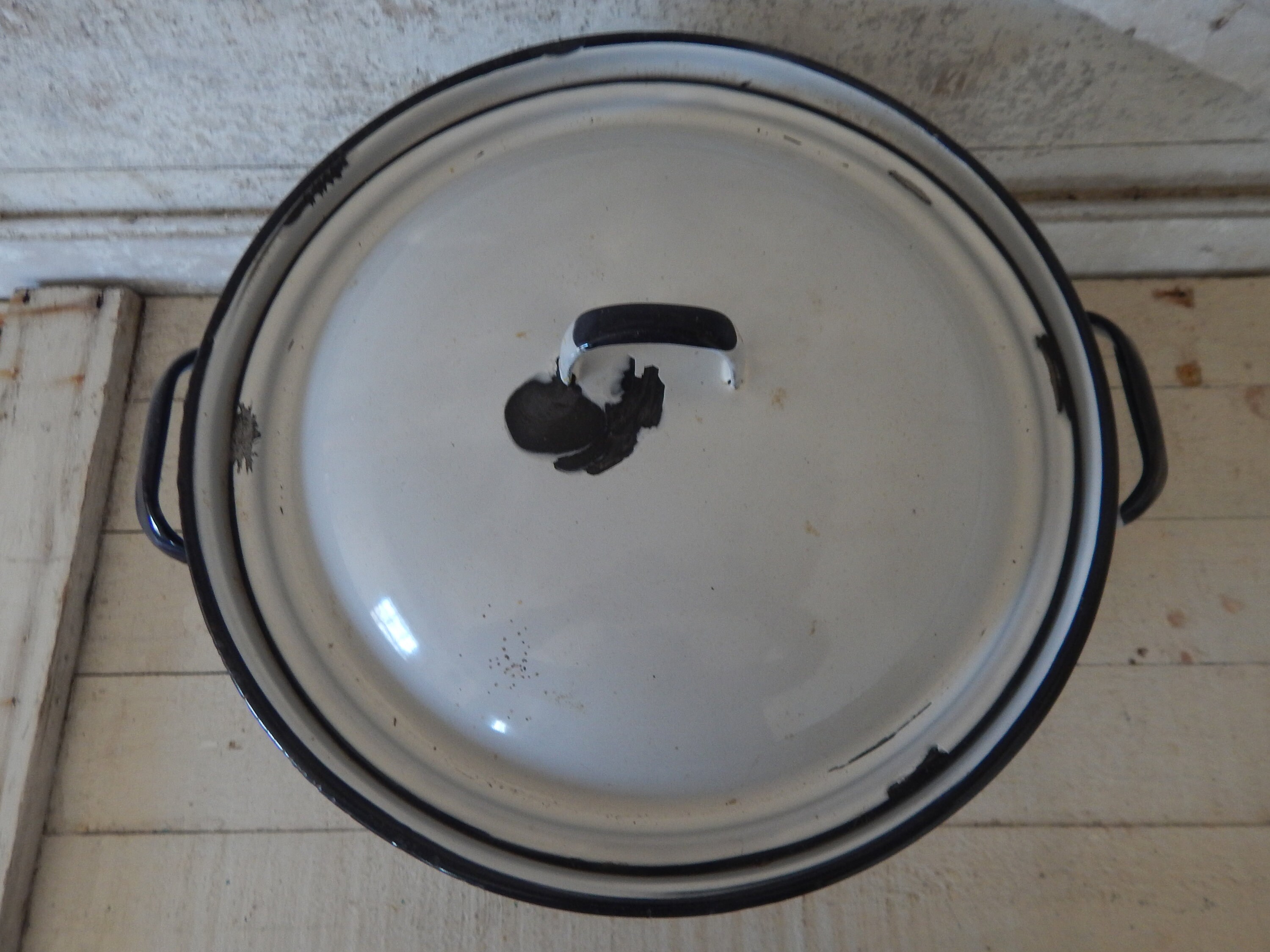 Vintage Large White Enamel Cooking Pot with Cover Country | Etsy