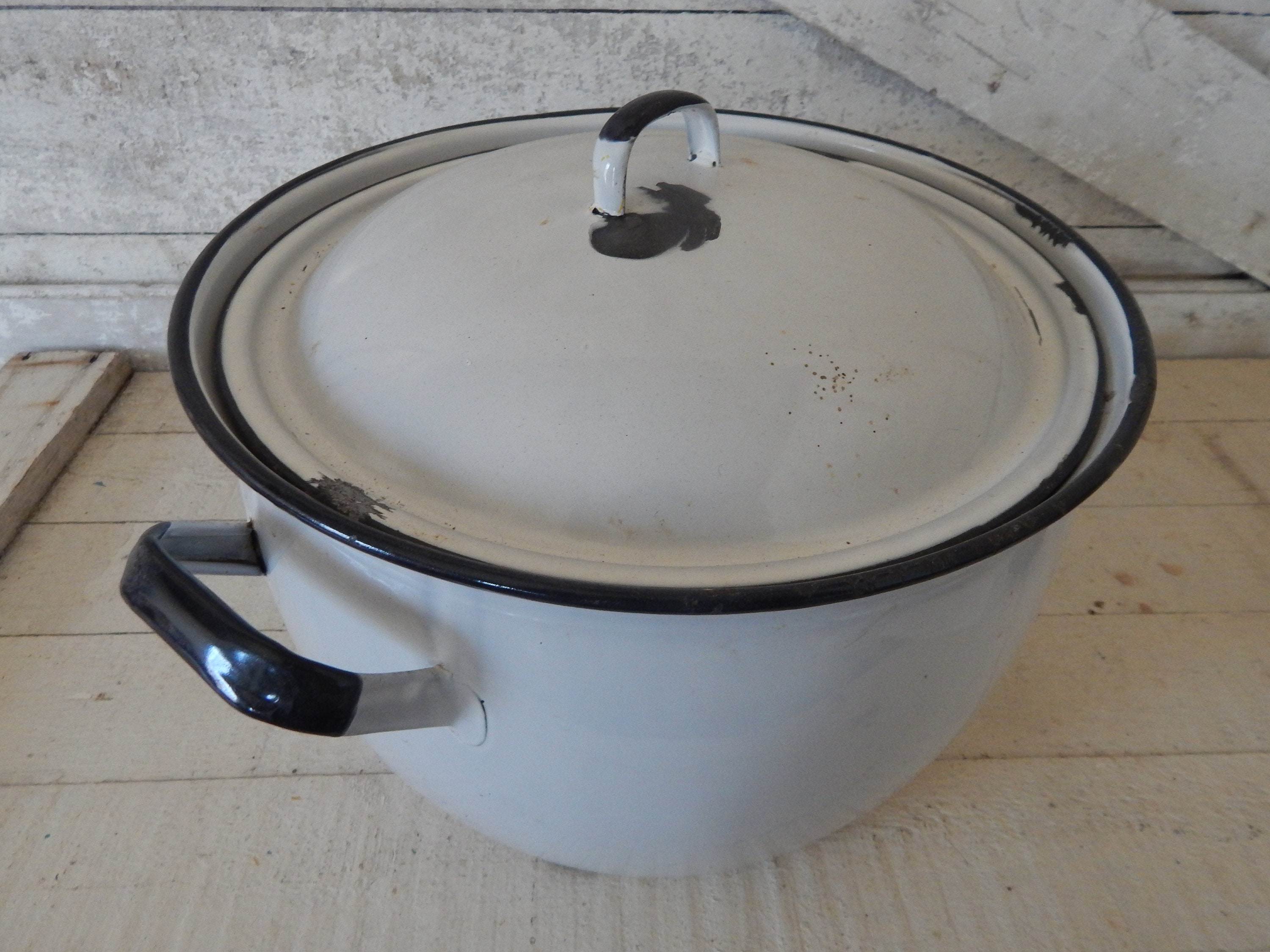 Vintage Large White Enamel Cooking Pot with Cover Country | Etsy