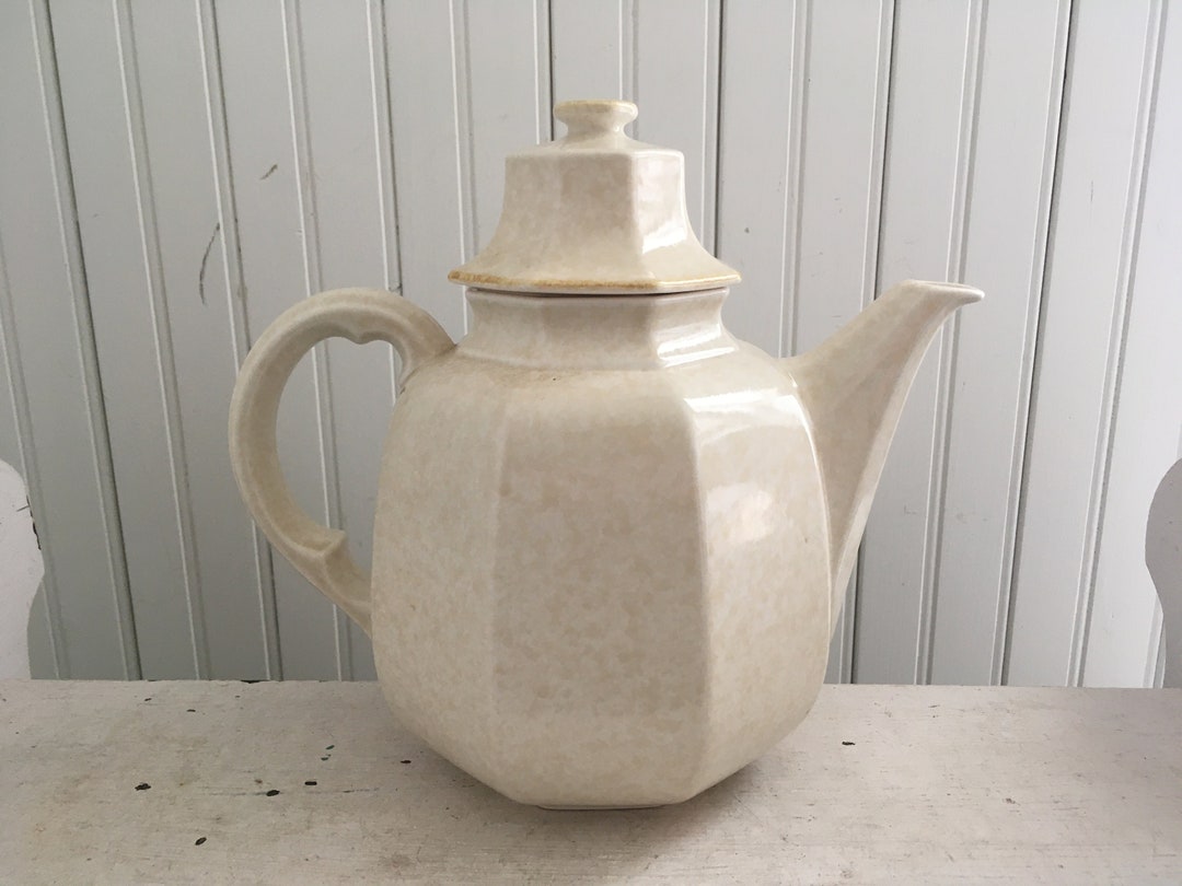 Vintage Mikassa Avante Ivory Teapot - Mikassa Teapot FE 900 - Large ...