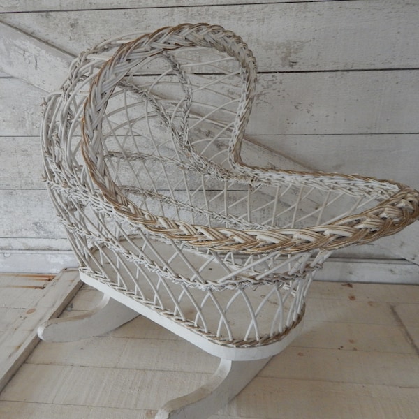 Wicker Cradle - Etsy