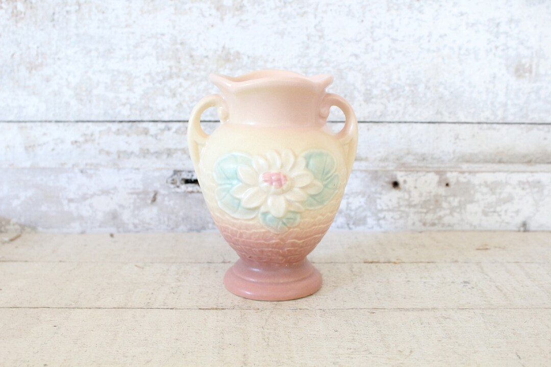 Vintage Hull Pottery Water Lily Flower Bud Vase - Mid Century Art ...
