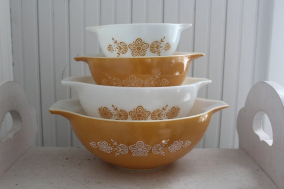 Kitchen & Dining Home & Living Dining & Serving Vintage Pyrex Gold ...