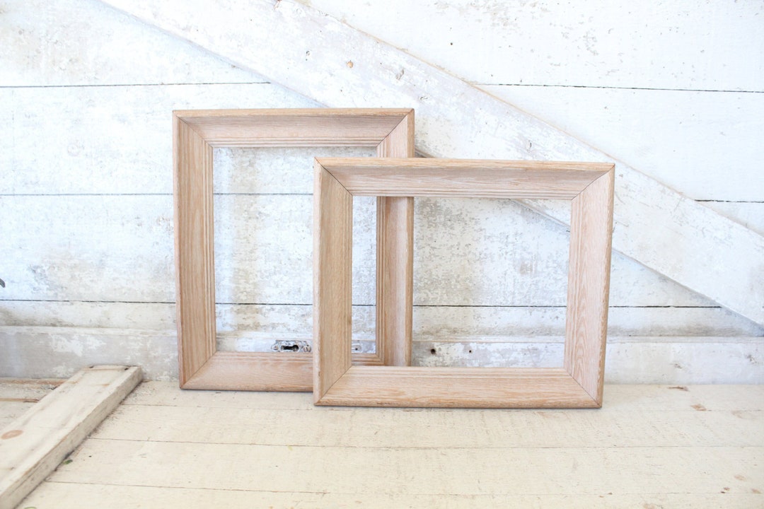 Vintage 8x10 Pair of White Washed Frames - White Wood 8x10 Frames - Set ...
