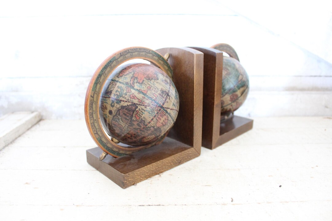 Vintage Old English Library Globe Bookends - Rustic Wood Bookends With ...
