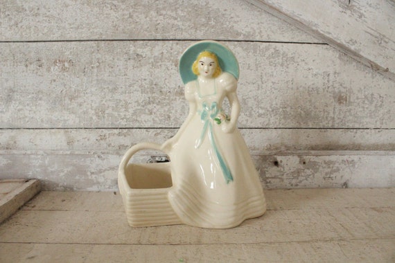 Vintage Hull Pottery Bonnet Girl & Basket Indoor Planter | Etsy