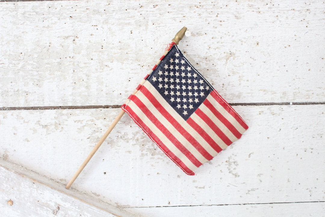 Vintage American Parade US Stick Flag - Patriotic United States of ...