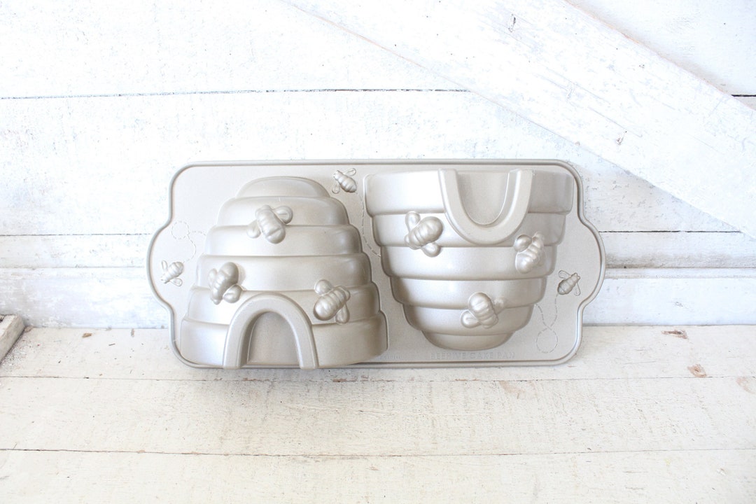 Vintage Nordic Ware Beehive Cake Pan - Nordic Ware 2-part Spring Cake ...