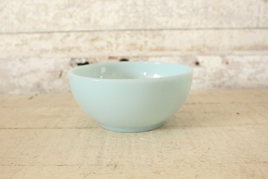 Vintage Delphite Blue Fire King Bowl - 1940s Fire King Rare Delphite ...