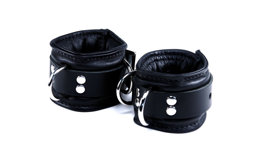 Soft Padded Cuffs / Restraints Black With Black Strap Pair of Wrist ...