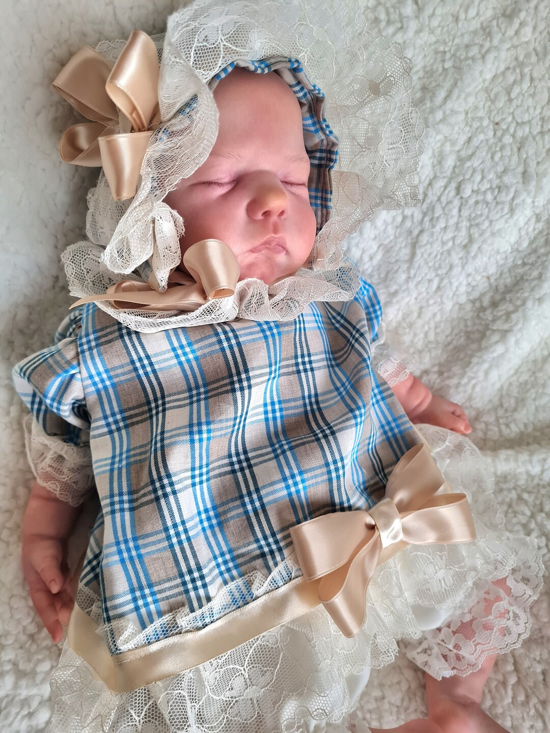 Reborn Baby A Line Dress Bonnet and Knickers With Large Bow and Cream ...