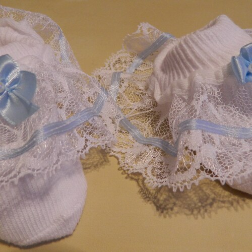 Newborn Baby White Ruffled Lace Socks With White Bows - Etsy