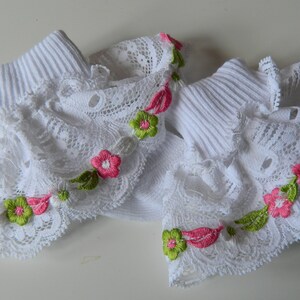 Newborn Baby White Ruffled Lace Socks With Pink/green Embroidered Trim ...
