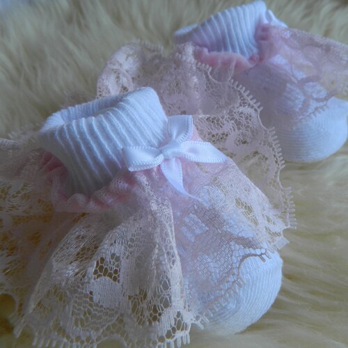 Newborn Baby White Ruffled Lace Socks With White Bows - Etsy