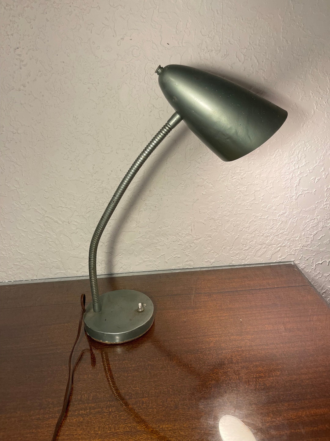Vintage Metal Desk Lamp Goose Neck Atomic Lamp Bullet Lamp Gray Green ...