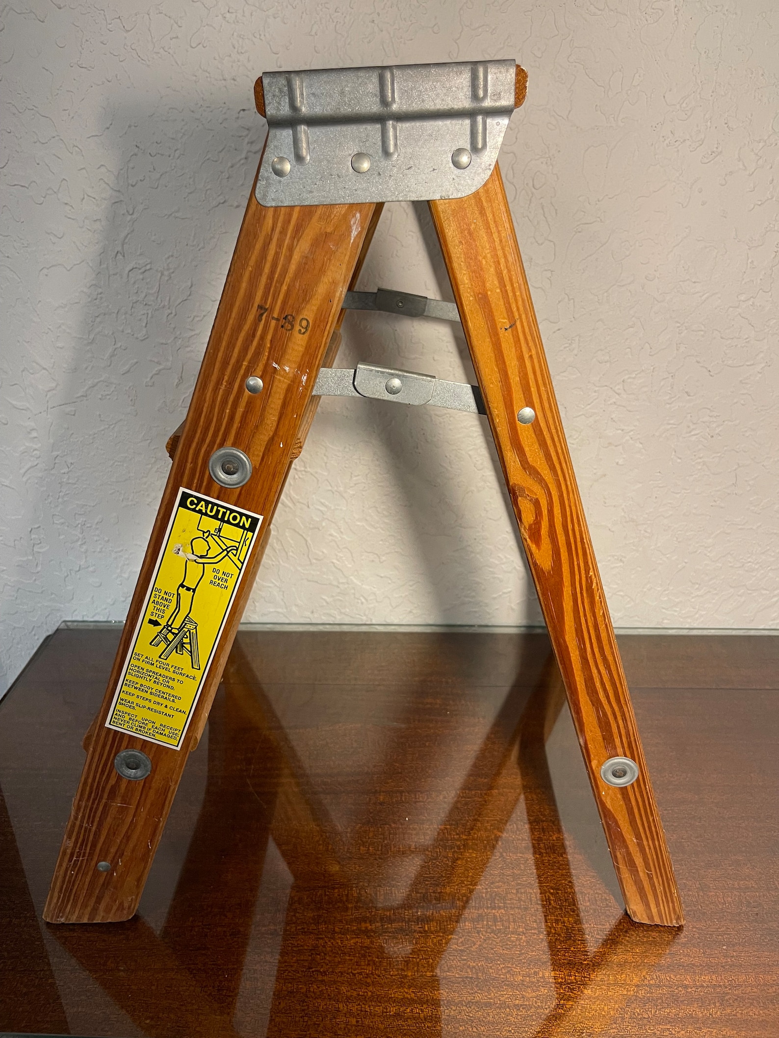 Vintage Wooden Stepladder Stepstool Kelly W-2 Ladder 1980s Wood Ladder ...
