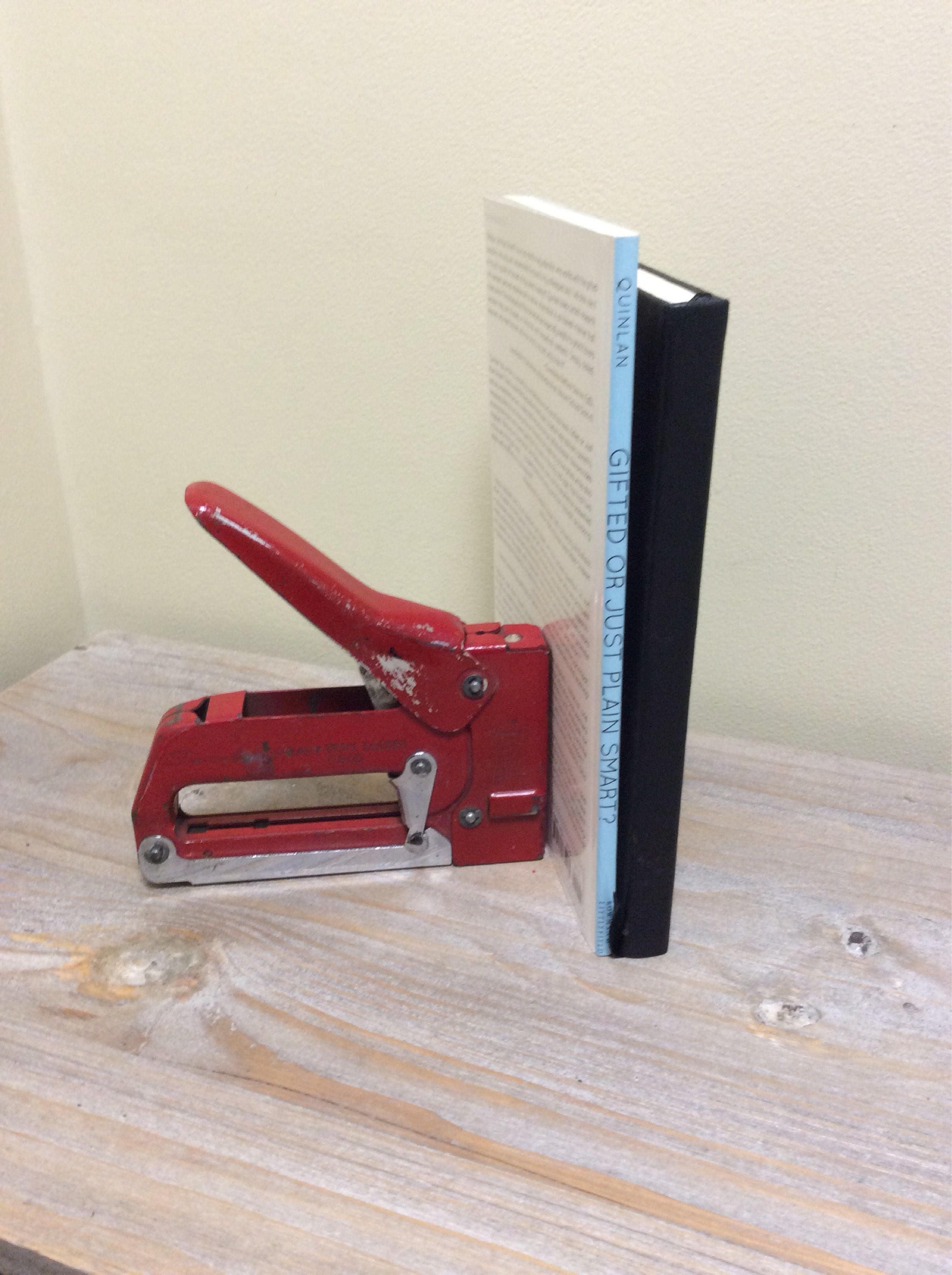 Vintage Red Swingline Staple Gun Tacker Staple Gun Tool - Etsy