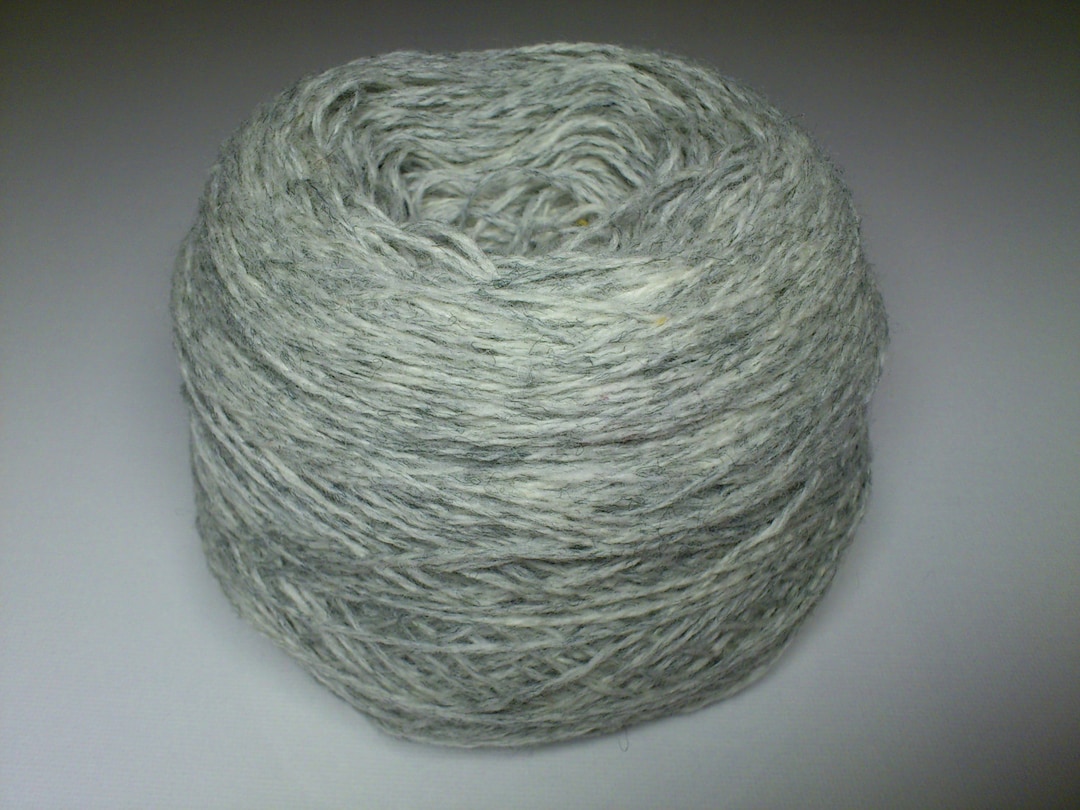 Natural Light Grey 100% Quality PURE Lambswool Yarn, 100g for Hand and ...