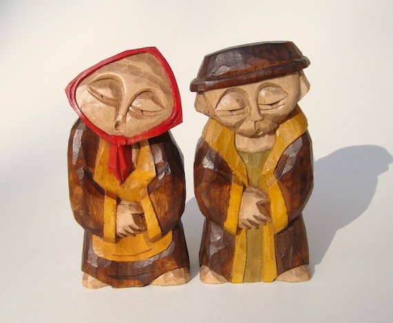 MARRIAGE. Two Figures Carved by Hand in Wood | Etsy