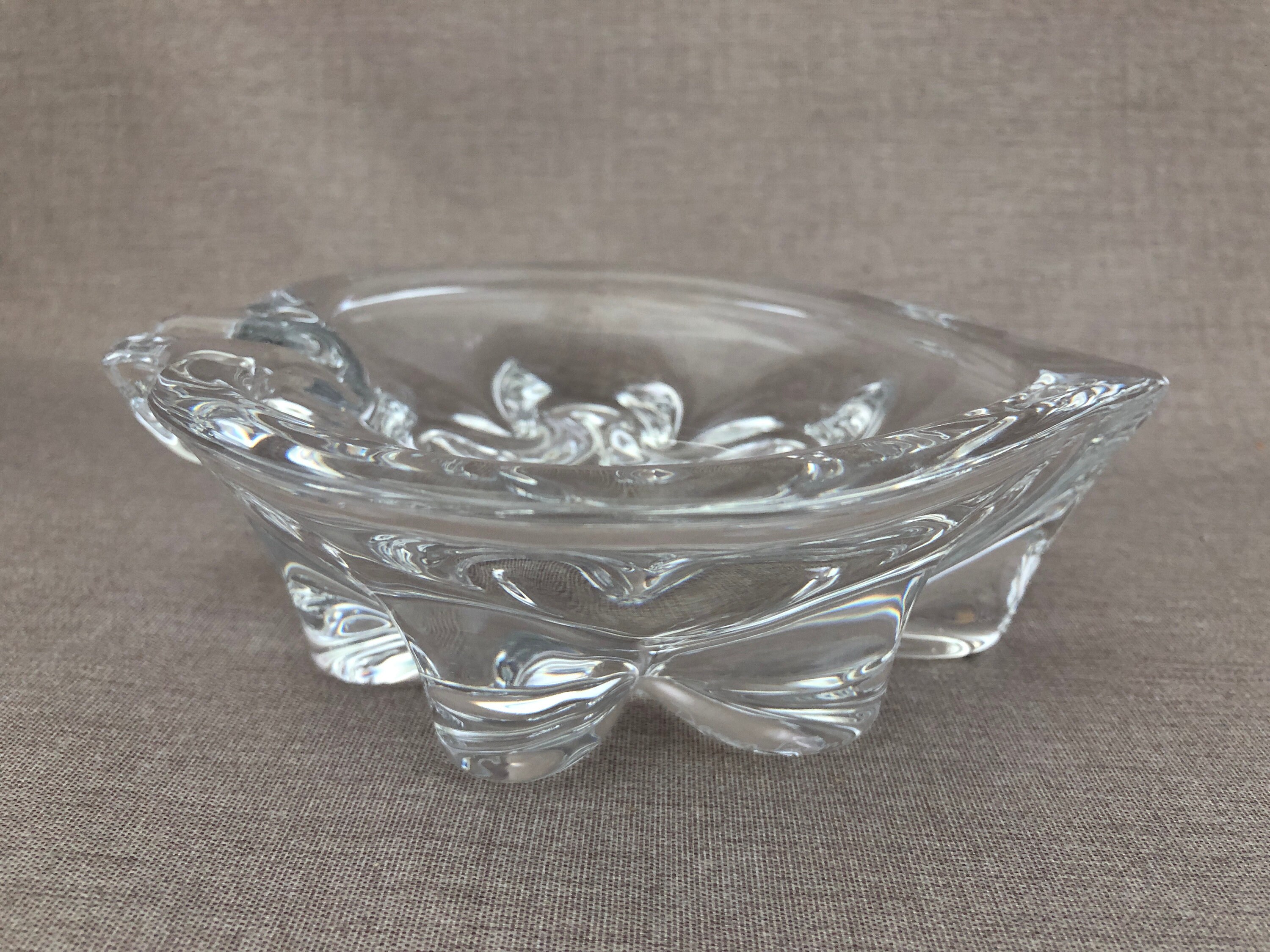 DAUM French CRYSTAL Spade Leaf Candy or Nut Bowl Dish Heavy Clear Glass ...
