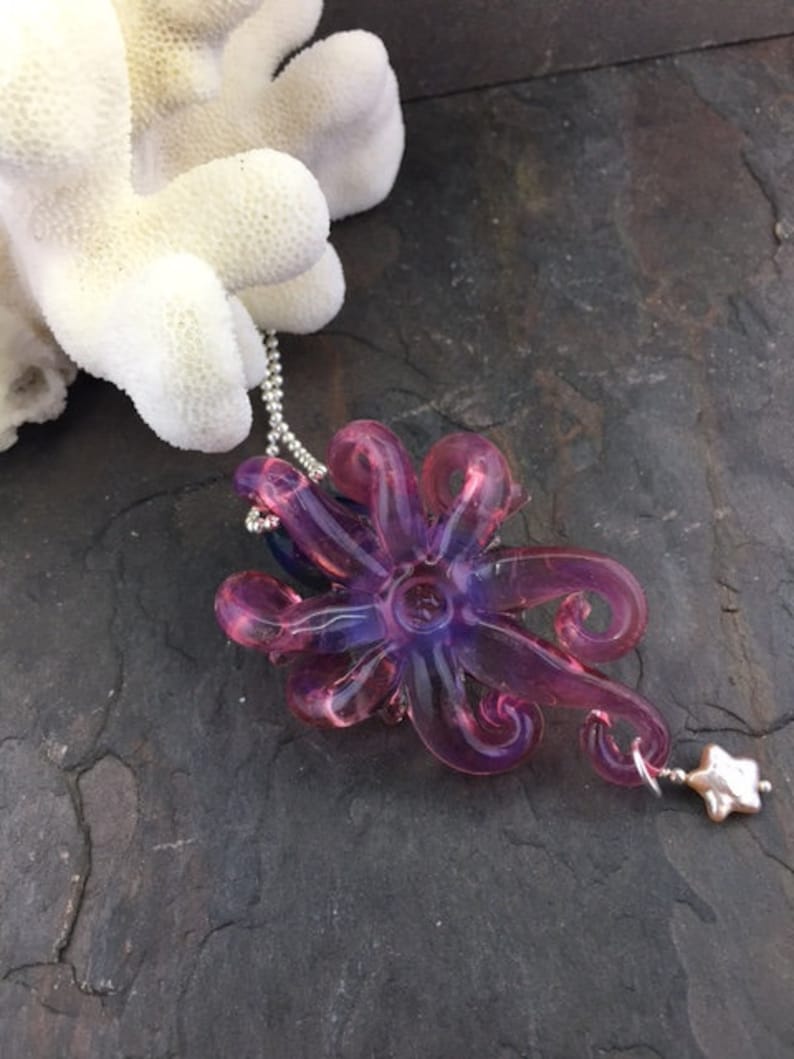 The Telemagenta Pearl Kraken Collectible Wearable Boro Glass - Etsy