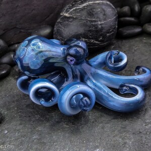 The Lustrous Blue Alien Kraken Collectible Wearable Boro Glass Octopus ...