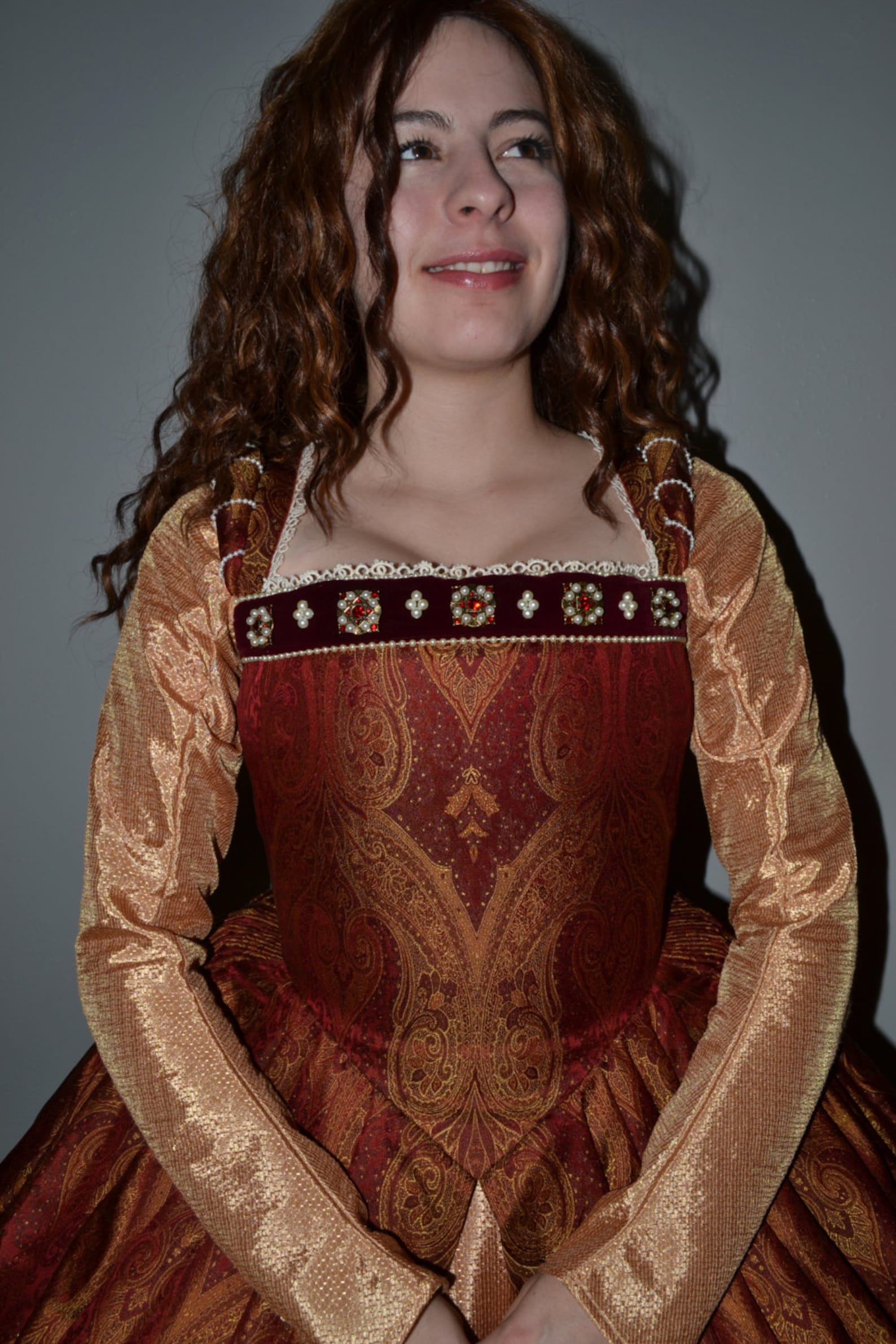 Custom Tudor/elizabethan Gown - Etsy UK