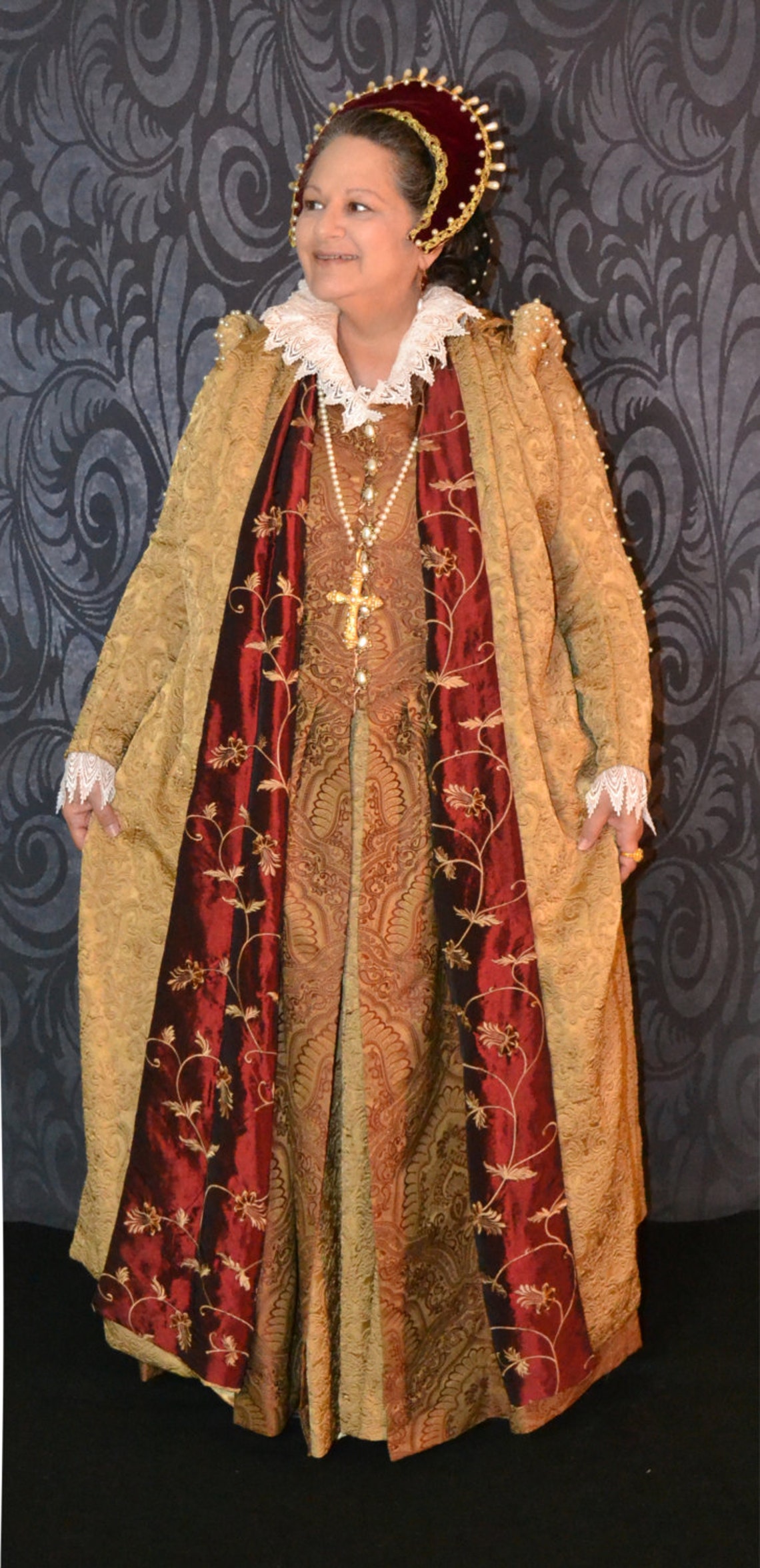 Custom Tudor/elizabethan Gown - Etsy UK