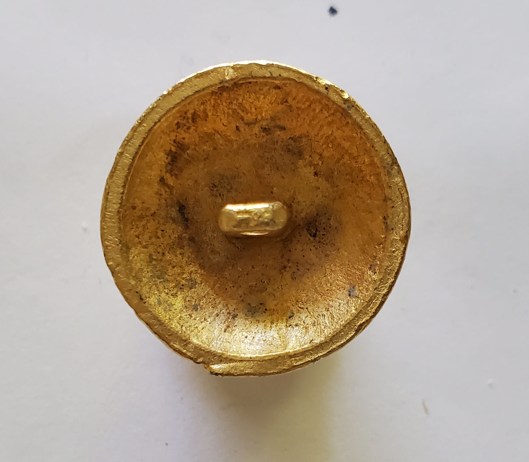 Round Gold Metal Faux Pearl Dome Faux Diamond Chips - Geometric Outer ...