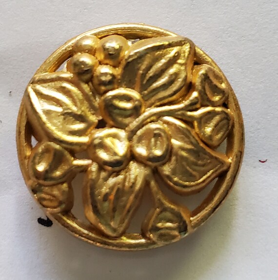 Round Metal Gold Color Raised Cut-out Flower Shank Back | Etsy