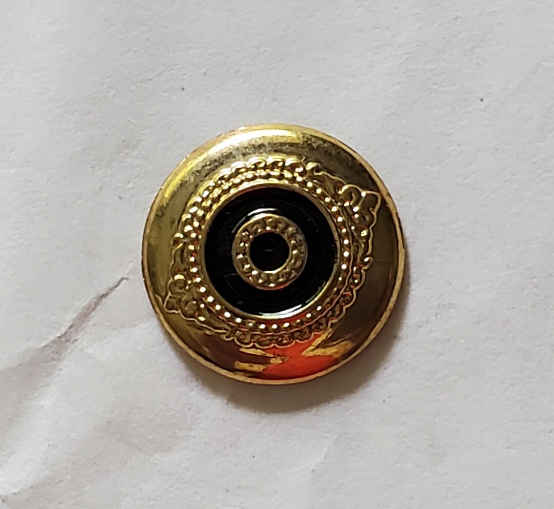 12 Round Plastic Gold Color Black Enamel Ring - Shank Back Vintage ...