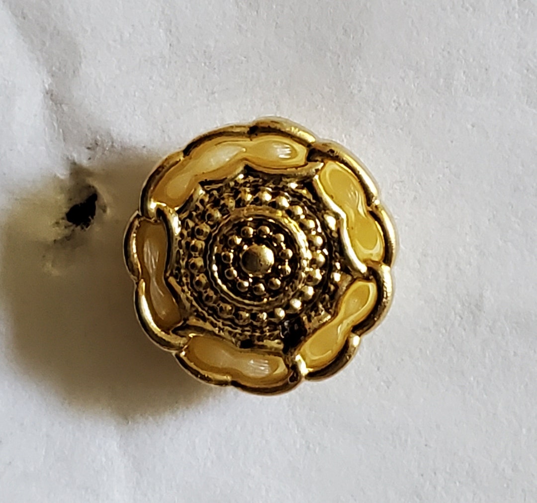 12 Yellow & Gold Web Plastic Shank Back Vintage Buttons 24L - 5/8 ...