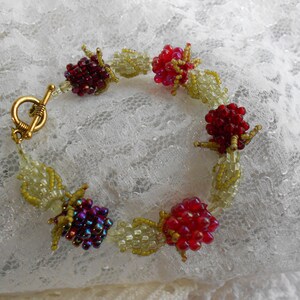 Raspberry Bracelet, Blackberry Patch Bracelet, Seed Bead Jewelry ...