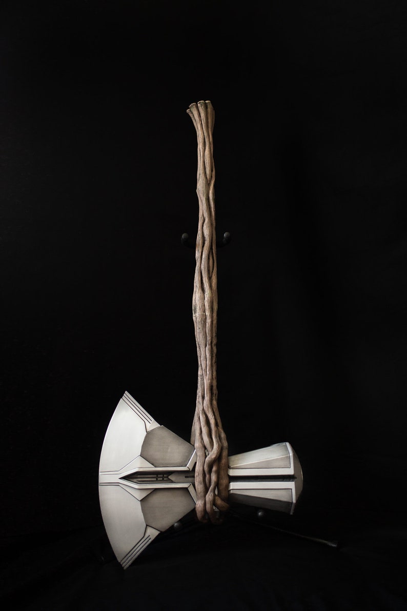 1:1 Scale Full Size Stormbreaker Axe - Etsy