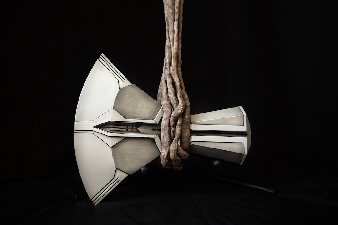 1:1 Scale Full Size Stormbreaker Axe - Etsy