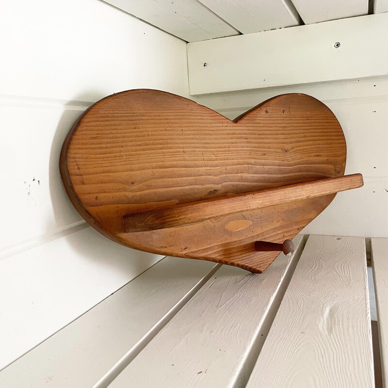 Wood Heart Shelf - Etsy