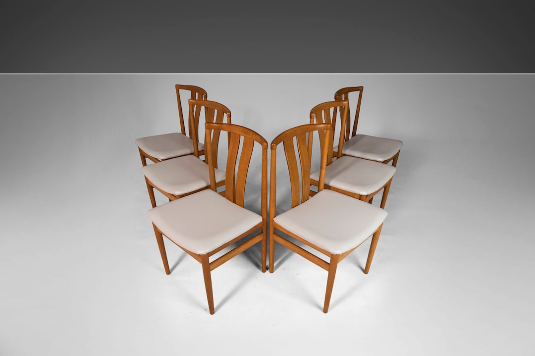 Set of Six (6) Danish Dining Chairs by Vamdrup Stolefabrik in Oak, C ...