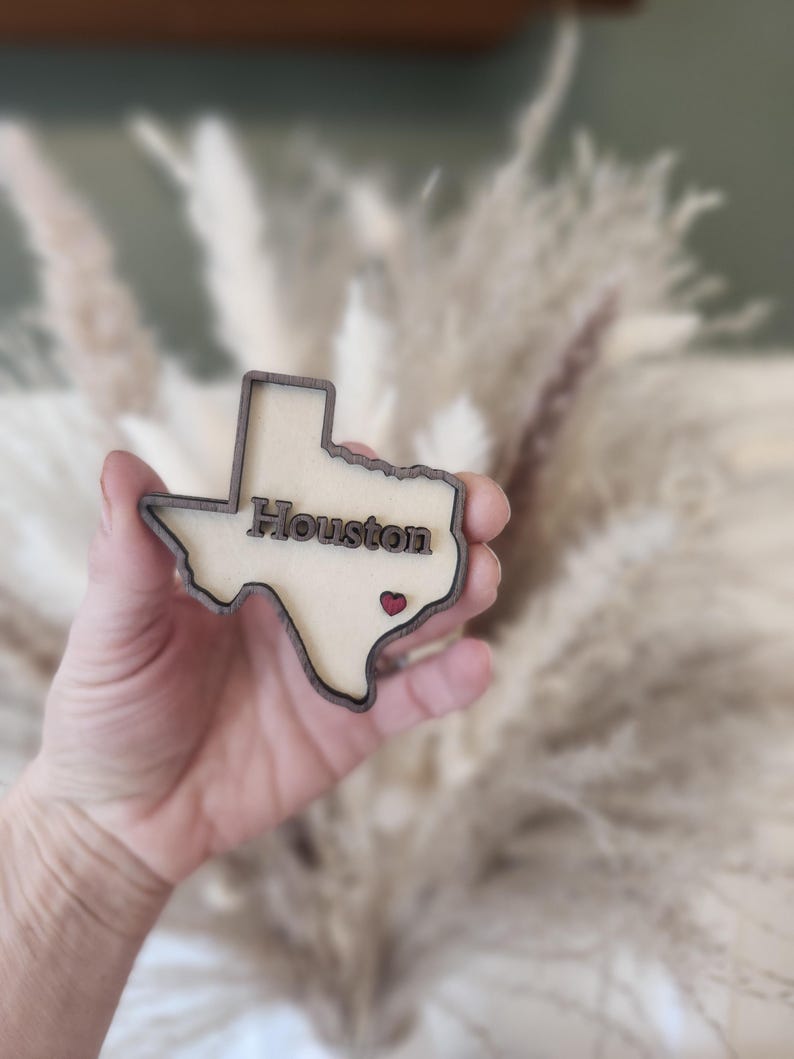 Custom State Wooden Magnet | Personalized City Heart Keepsake - Etsy UK