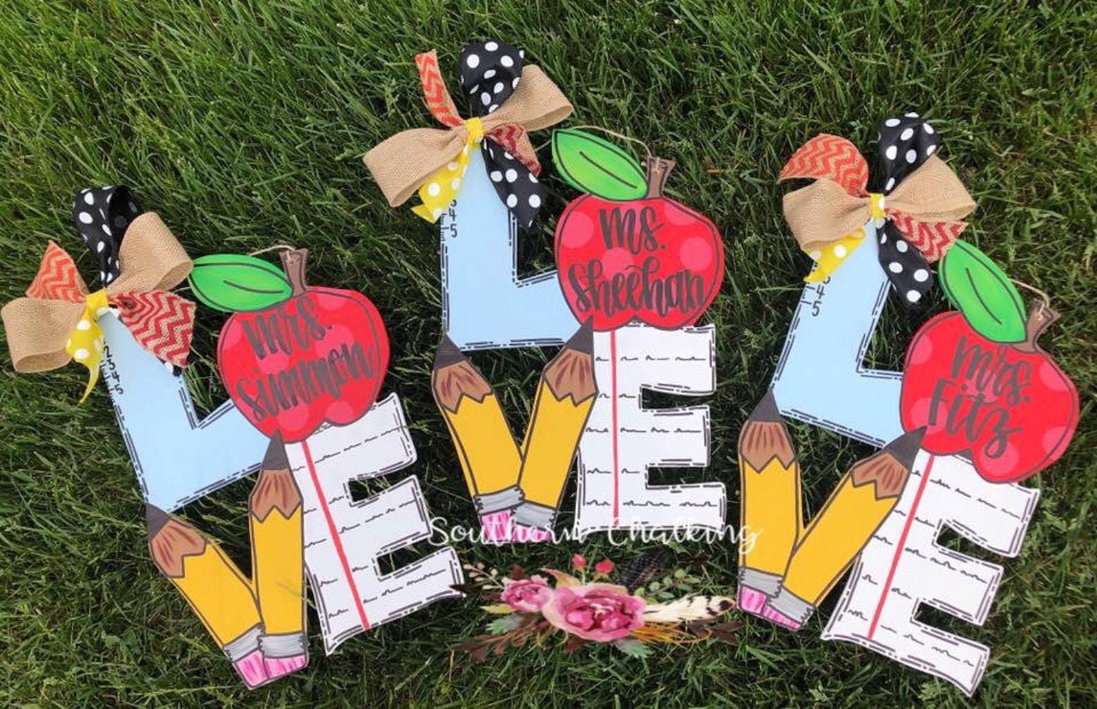 Teacher Door Hanger Apple Personalized Back to School - Etsy