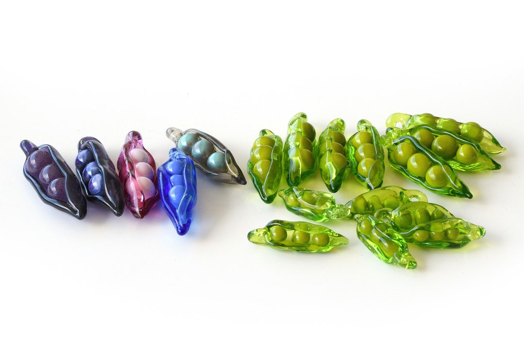 1 (one) Piece Sweet Pea Pod / Peapod/ Organic Lampwork Bead / Craft ...