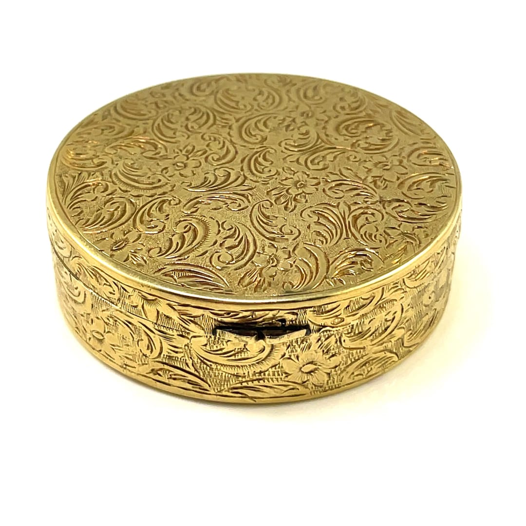 14K Solid Gold Pill Box or Compact, Hand Engraved Antique Yellow Gold ...