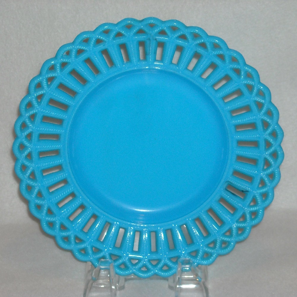 Antique Milk Glass Blue Turquoise Canton Plate w Gothic Rim. ojza
