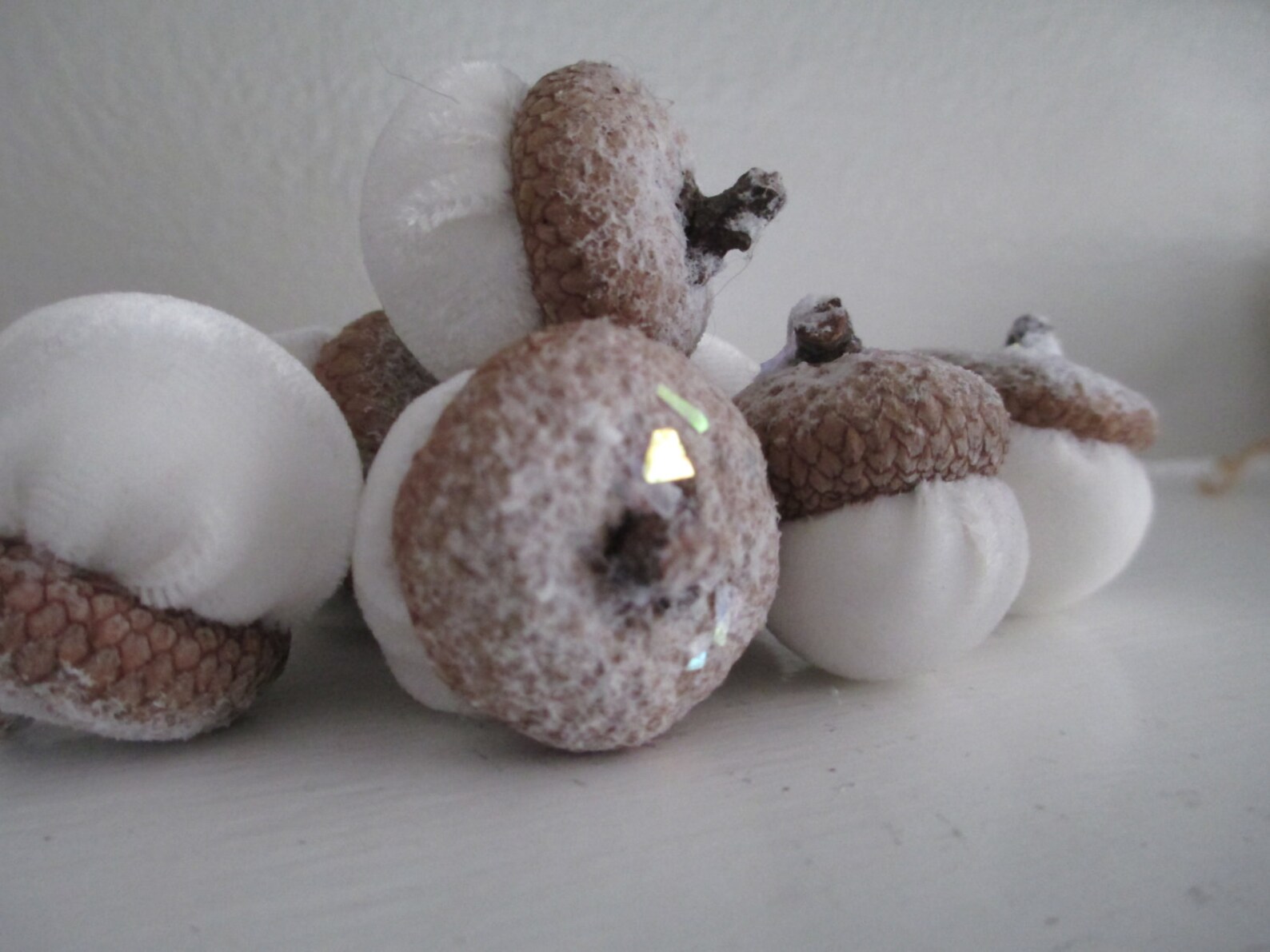 7 Silk Velvet Acorns Topped With Real Acorn Caps and Flocked With Snow ...